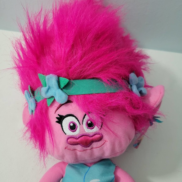 Dreamworks | Toys | Dreamworks Trolls 2 Poppi With Large Head 515231 ...